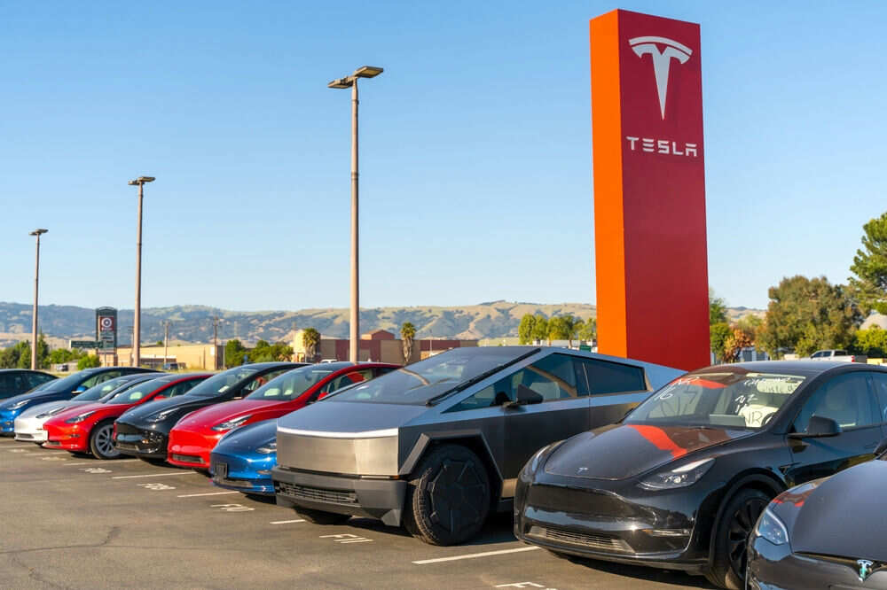 SHOCKING Downfall: Tesla Loses Crown | Go Real News Now